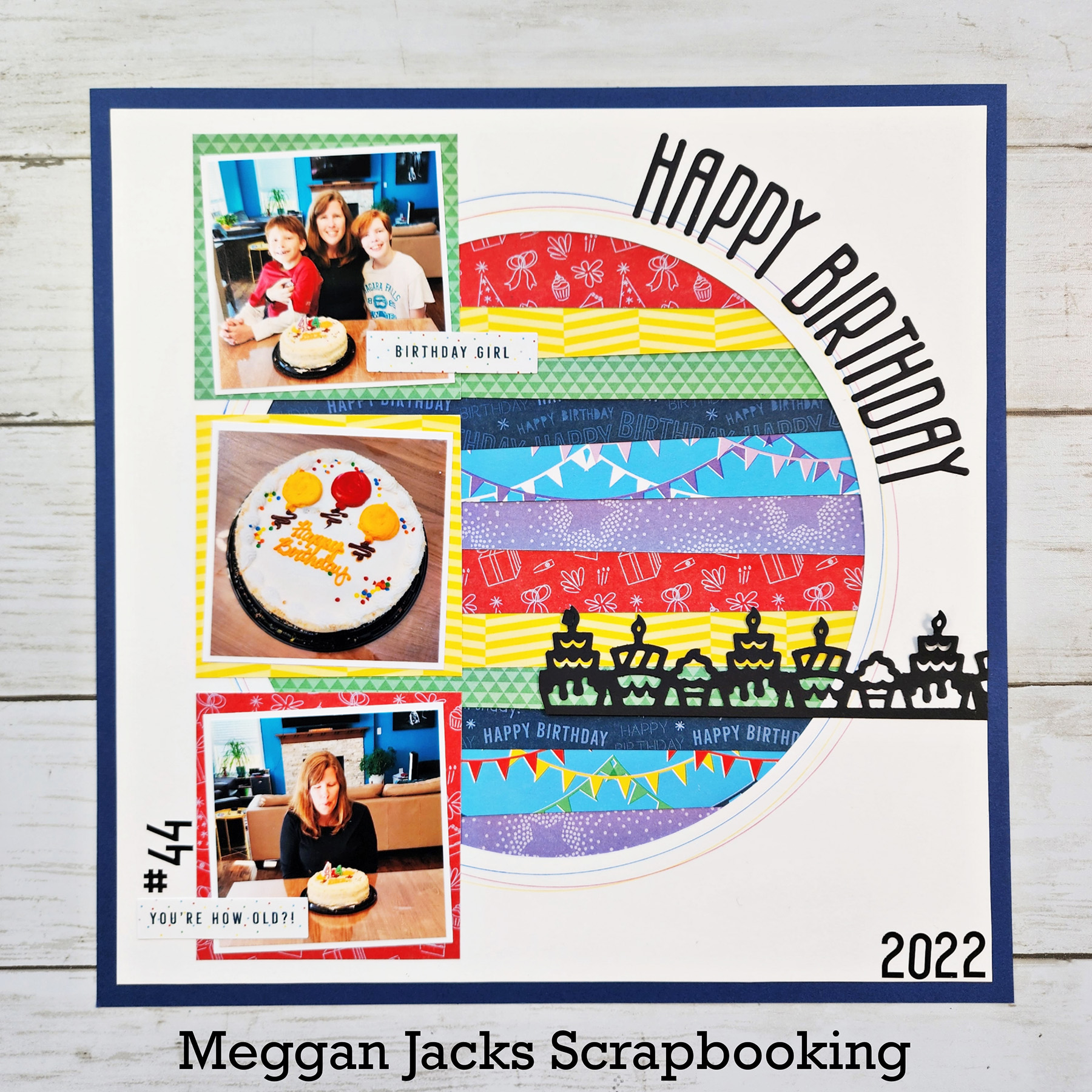 Scrapbook Live: Jumbo Circle Frame with Paper Strips